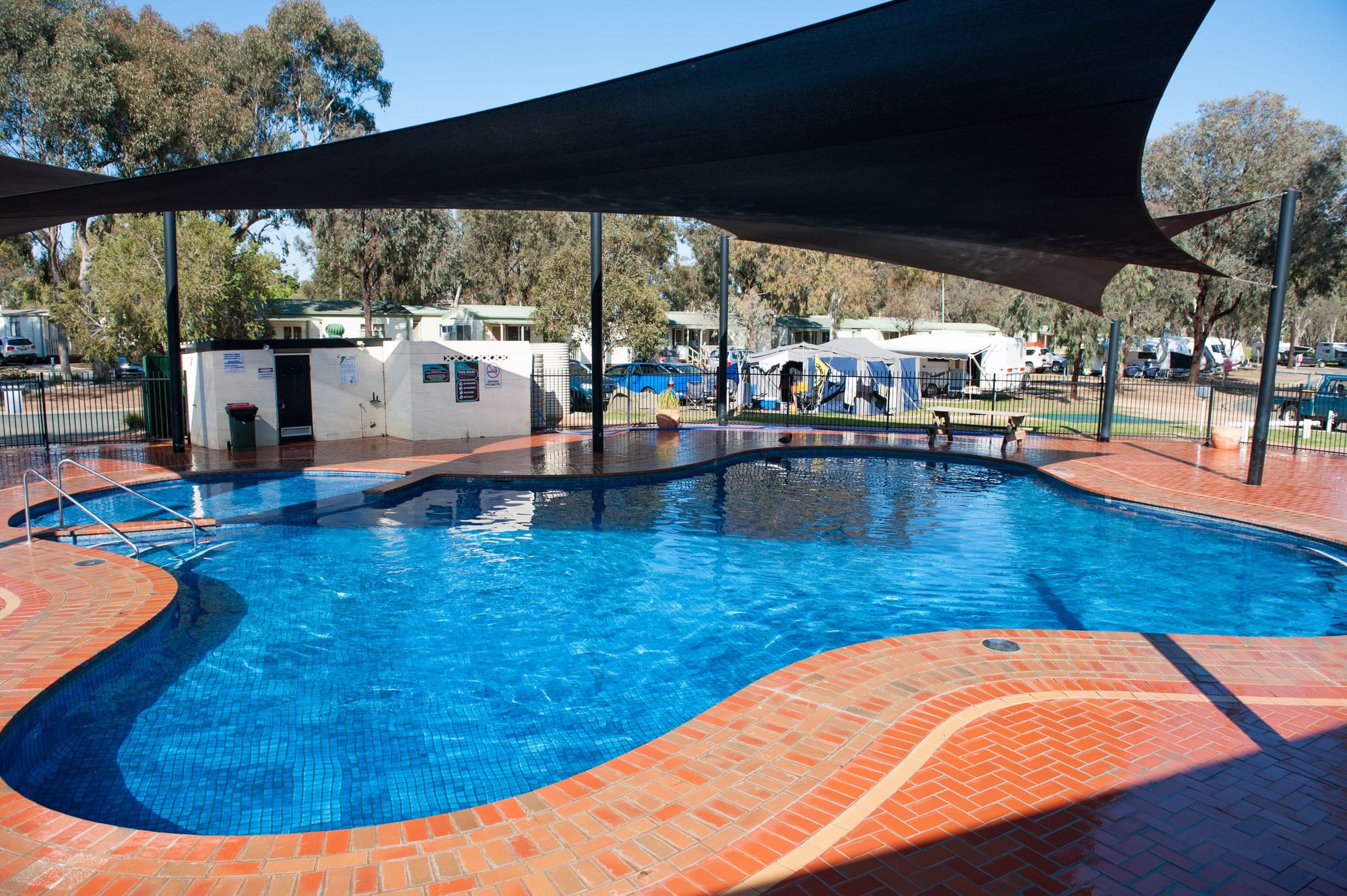 Caravan Parks with heated pools in Victoria so you can swim on winter ...